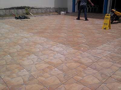 Pisos Antiderrapantes: para Rampas, Quintal, Escada, Cozinha